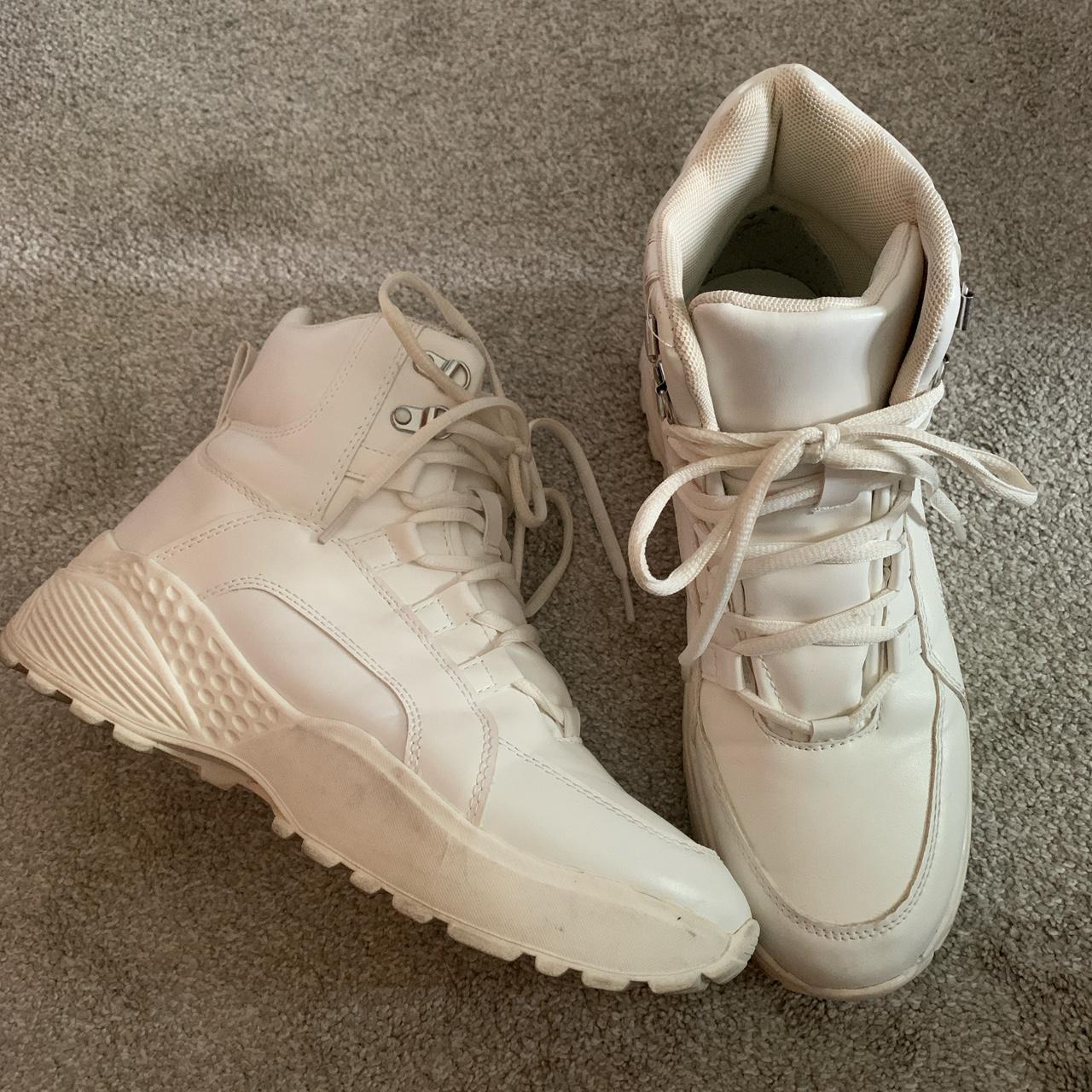 Wild Fable Women's White Boots | Depop