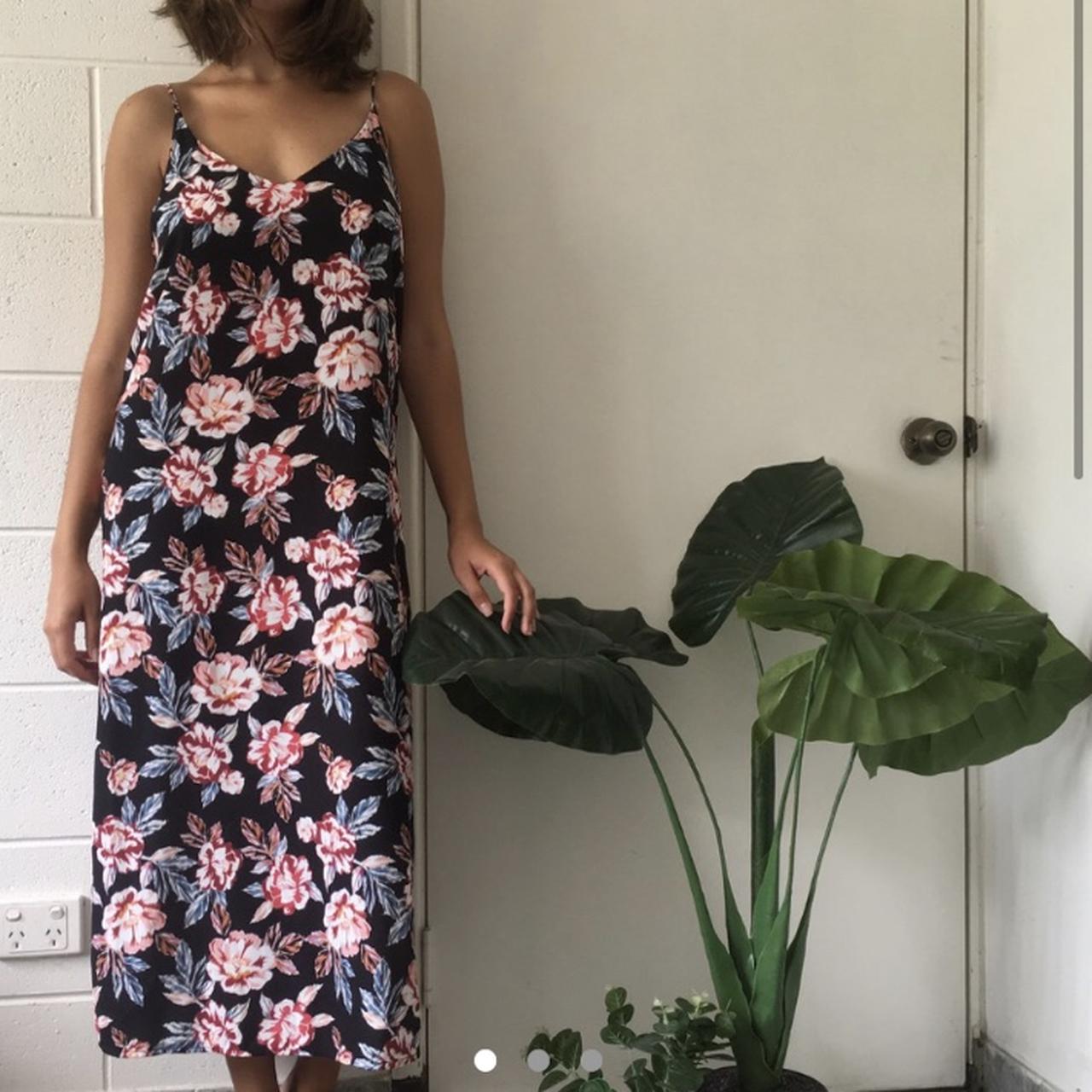 Sports Girl beautiful pink and mint floral slip... - Depop