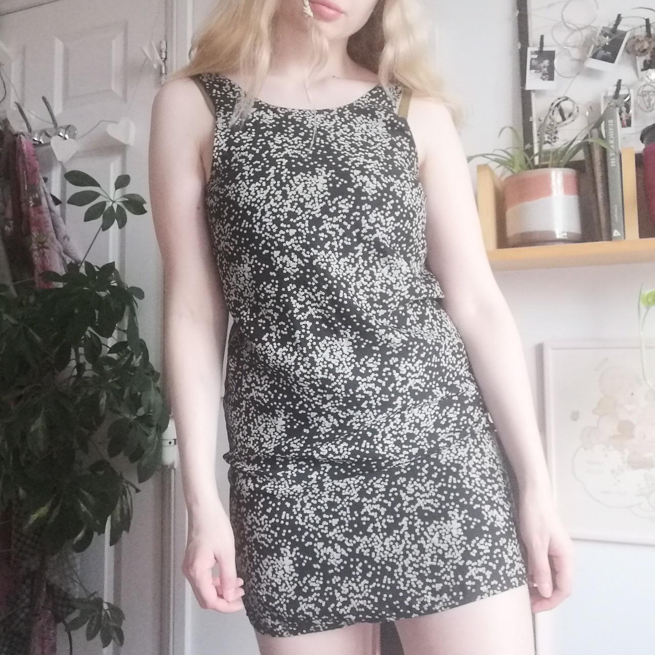 Black and white starry mini dress from H&M ⭐🌟⭐🌟 - Depop