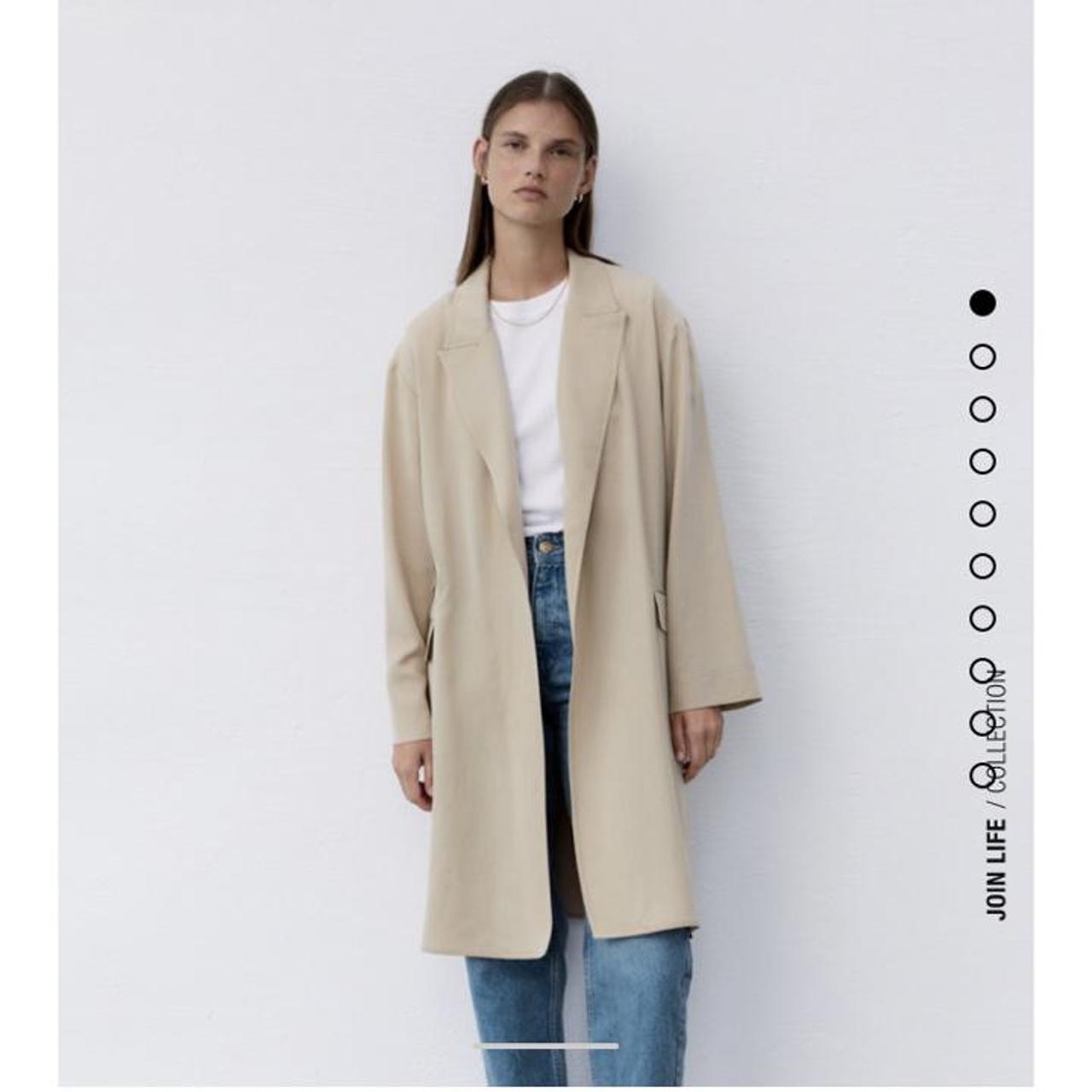 Zara Women's Cream and Tan Jacket | Depop