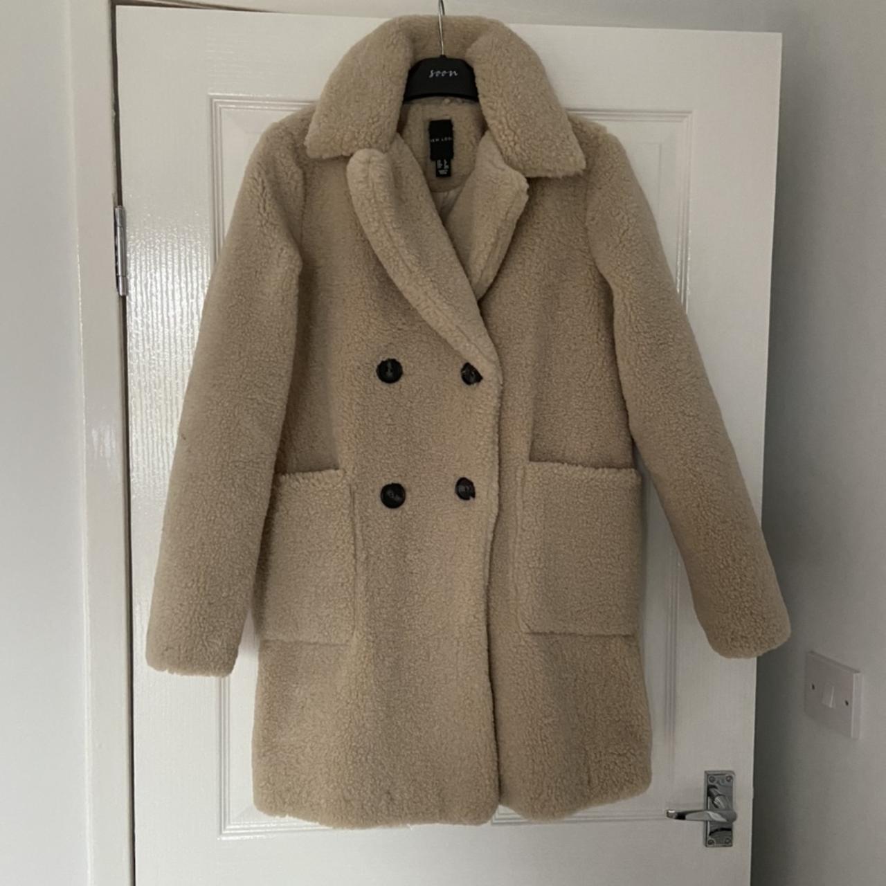 New Look Teddy faux fur coat, size 8. Only worn... | Depop