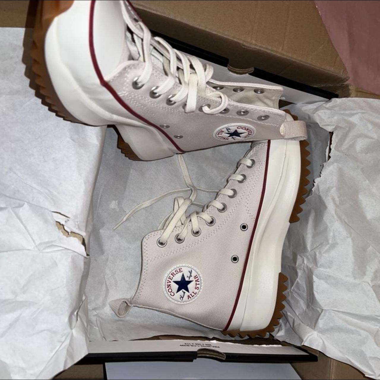 Converse Women's Cream Trainers | Depop