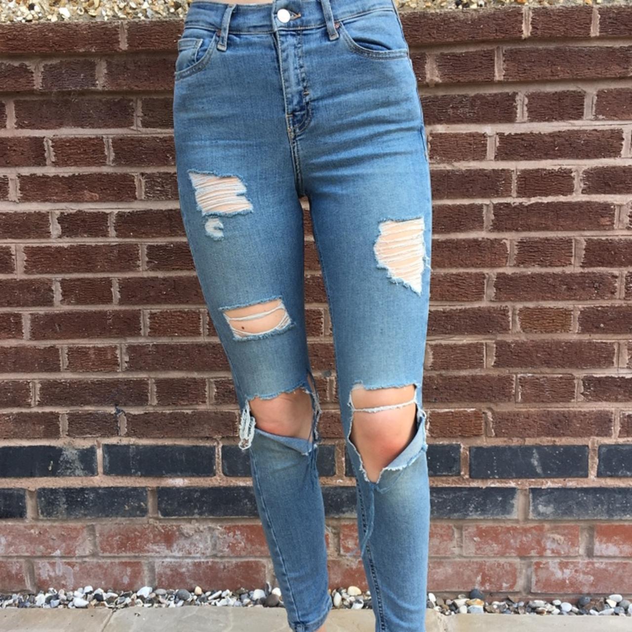 Ripped Topshop Jamie jeans High waisted W25 &... - Depop