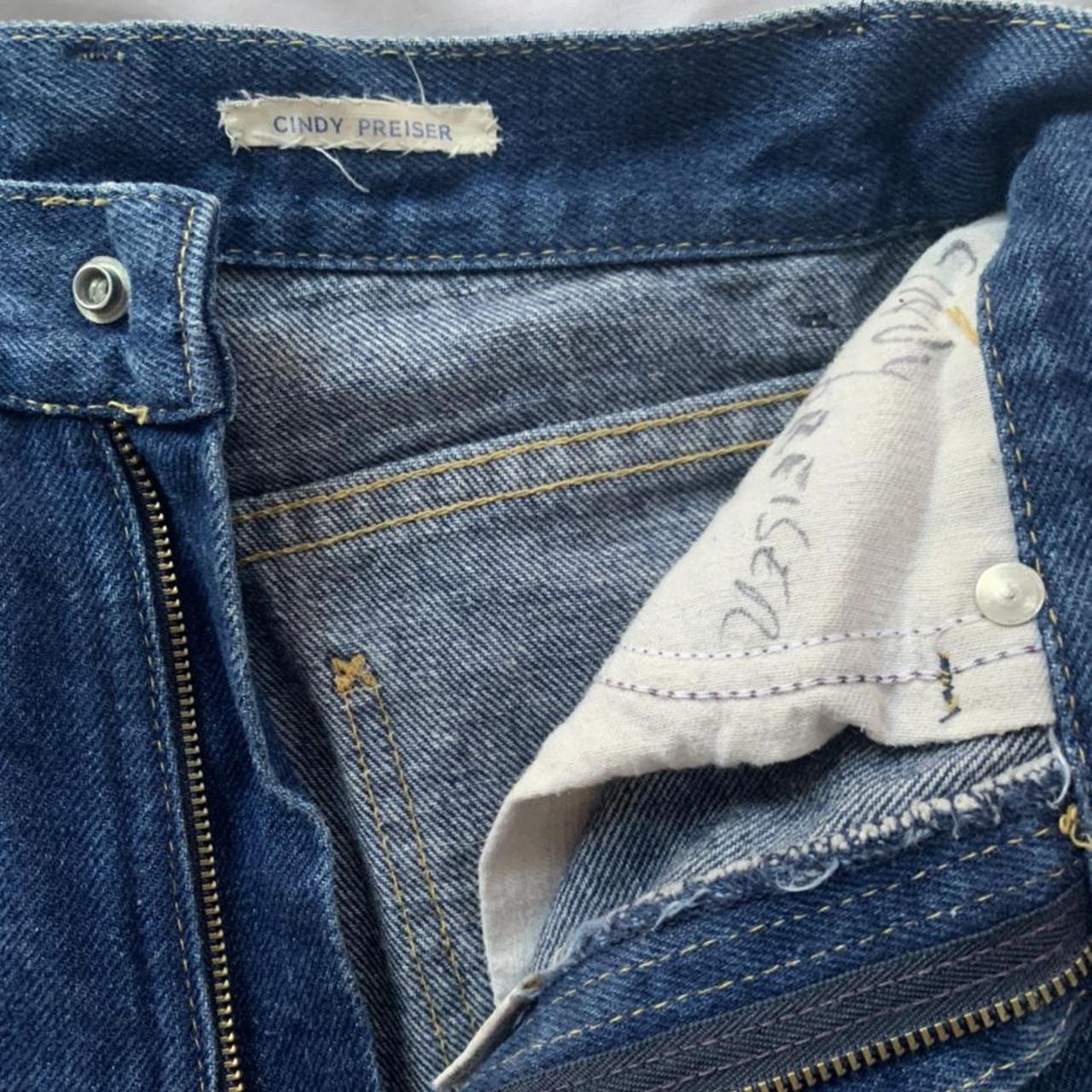 Vintage, perfectly worn in Lee jeans. These classic... - Depop