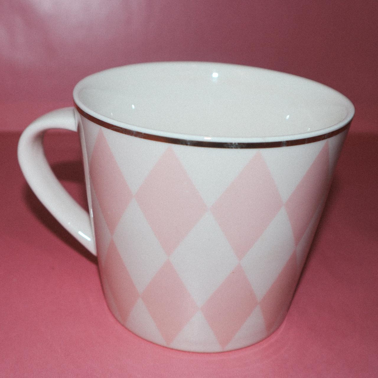 VINTAGE DIAMOND CHECKERED MUG Beautiful light pink... - Depop