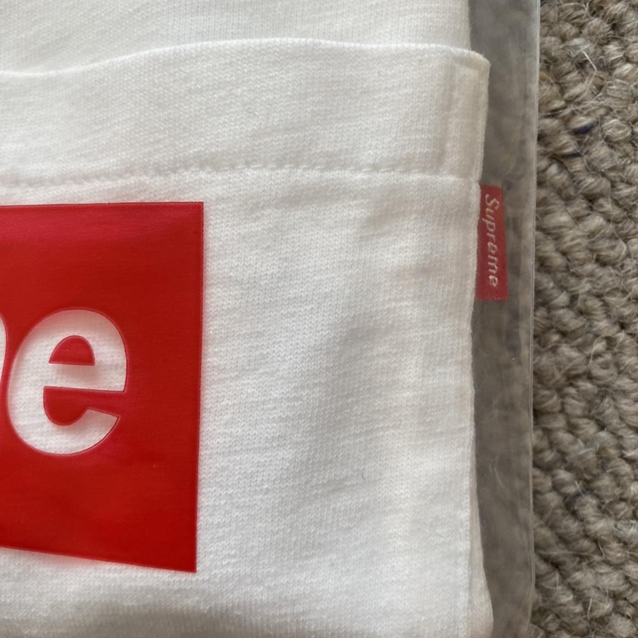 Supreme Small box logo t shirt RRP £48 Size large... - Depop