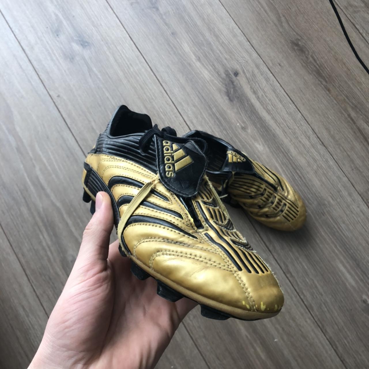 Gold Predators Uk 4.5 condition 5/10 - Depop