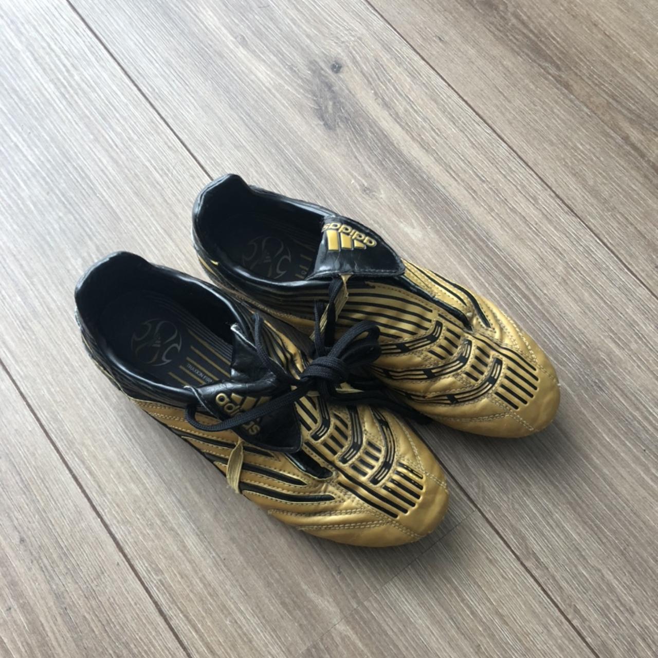 Gold Predators Uk 4.5 condition 5/10 - Depop