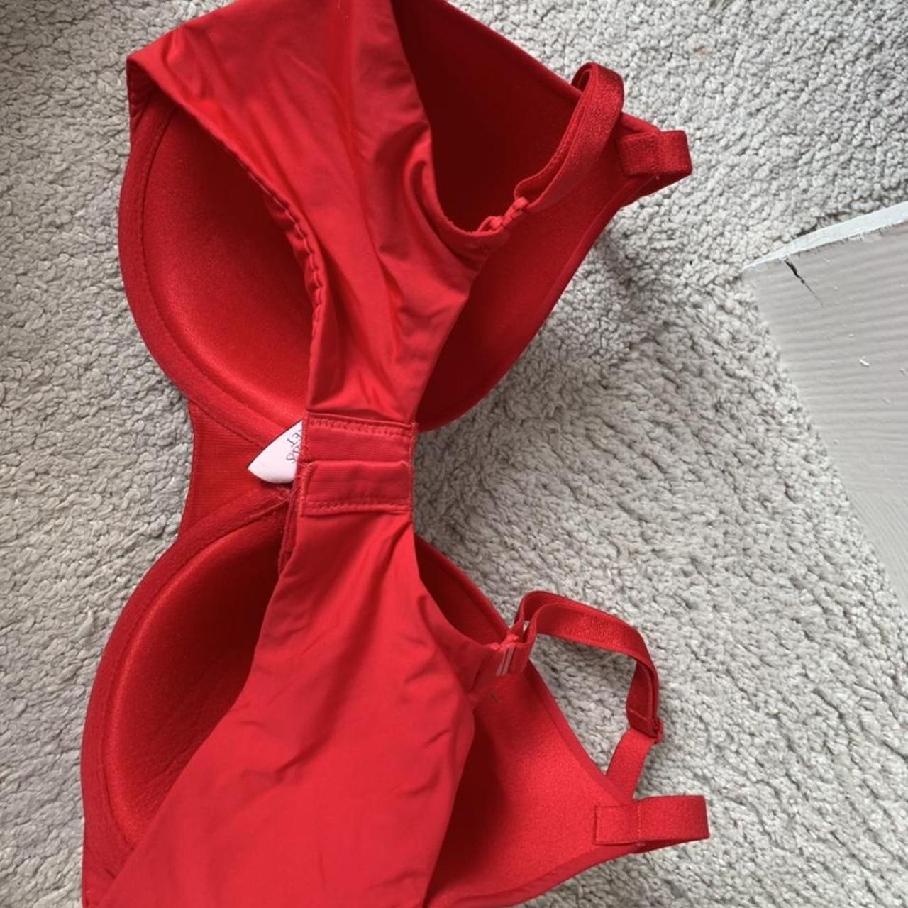 Victoria’s Secret bra 32DD - Depop