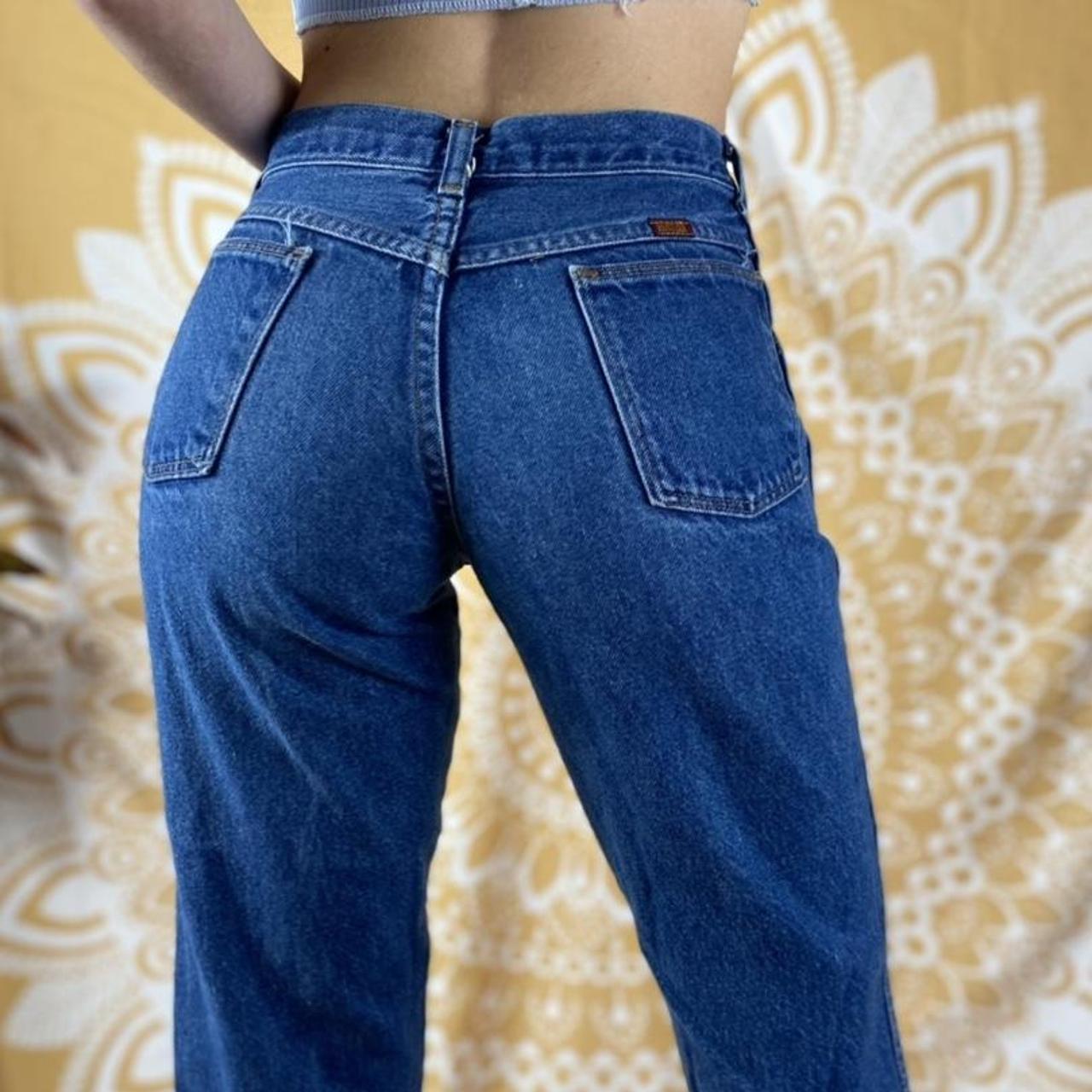 True blue vintage wrangler Rustler mom jeans, super... - Depop