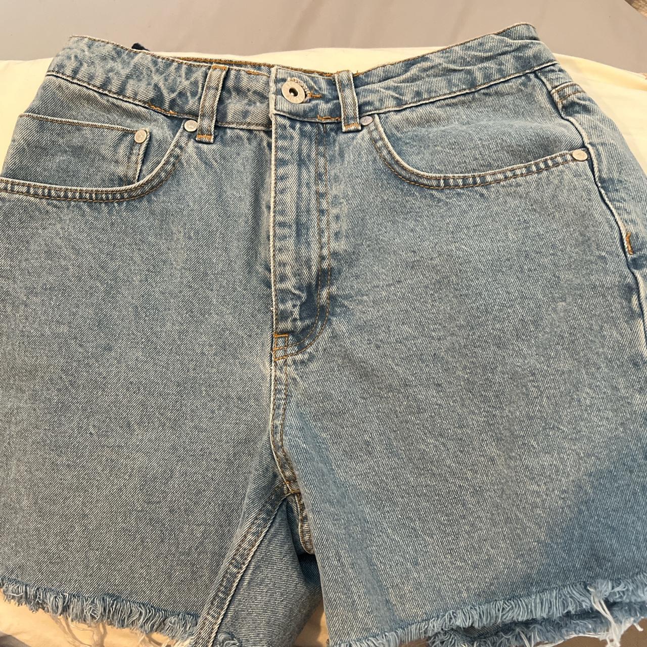 Ragged shorts - Depop