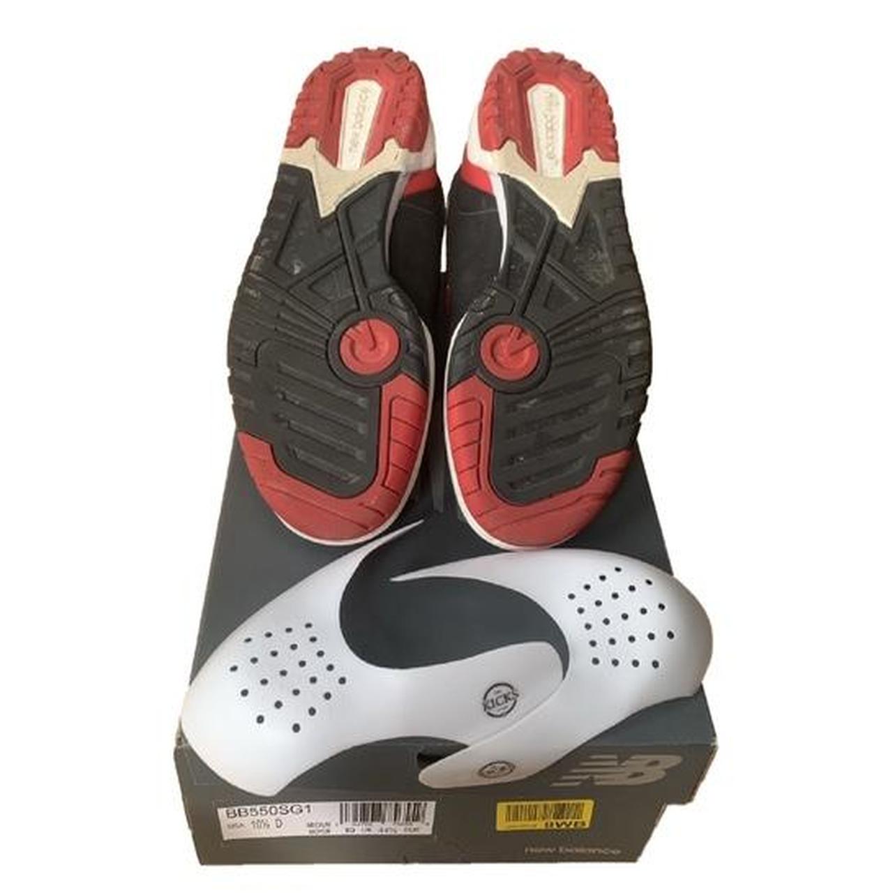 New Balance Men's Black and Red Trainers | Depop