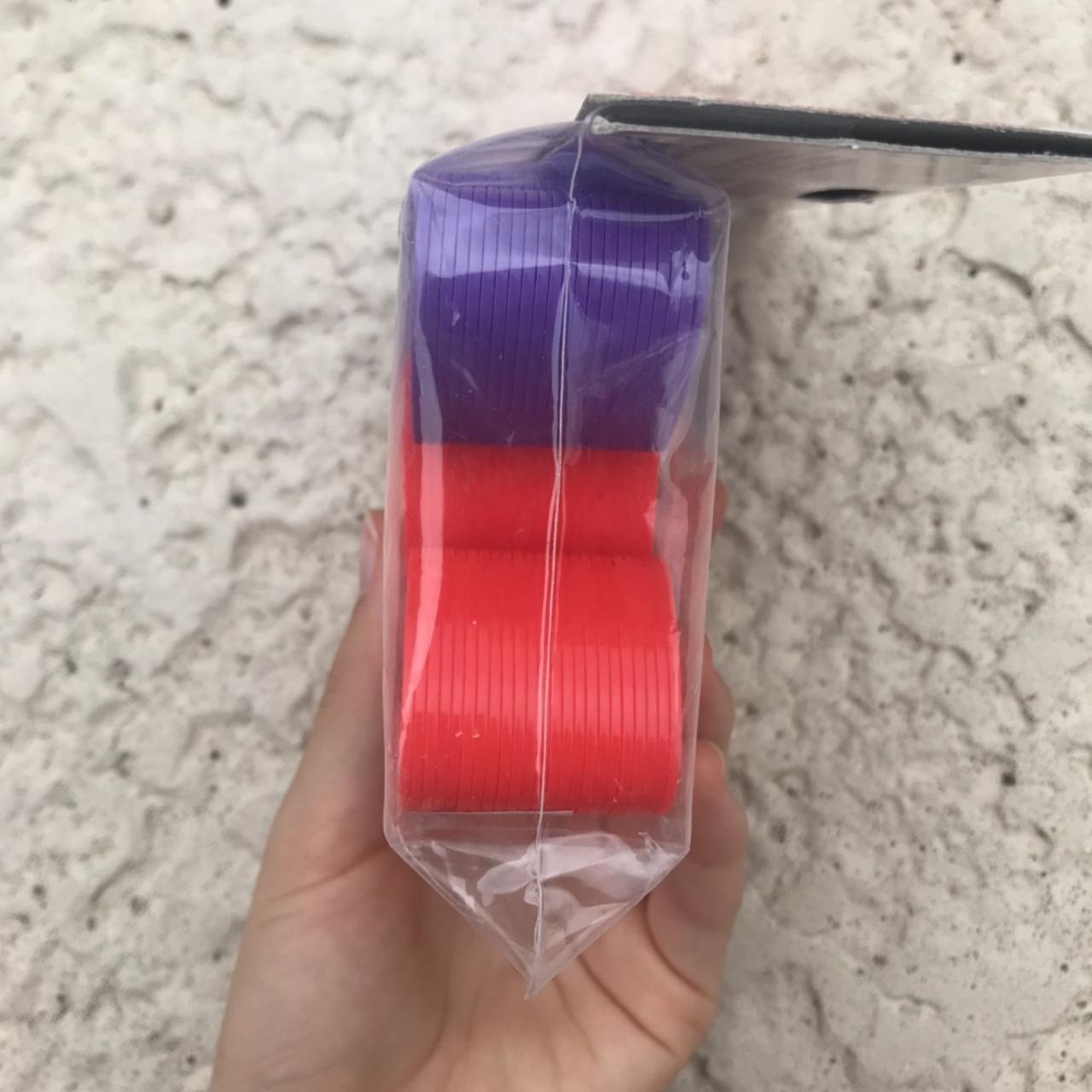 ️ Heart Slinky Toy ️ 100 New Free With Any Depop
