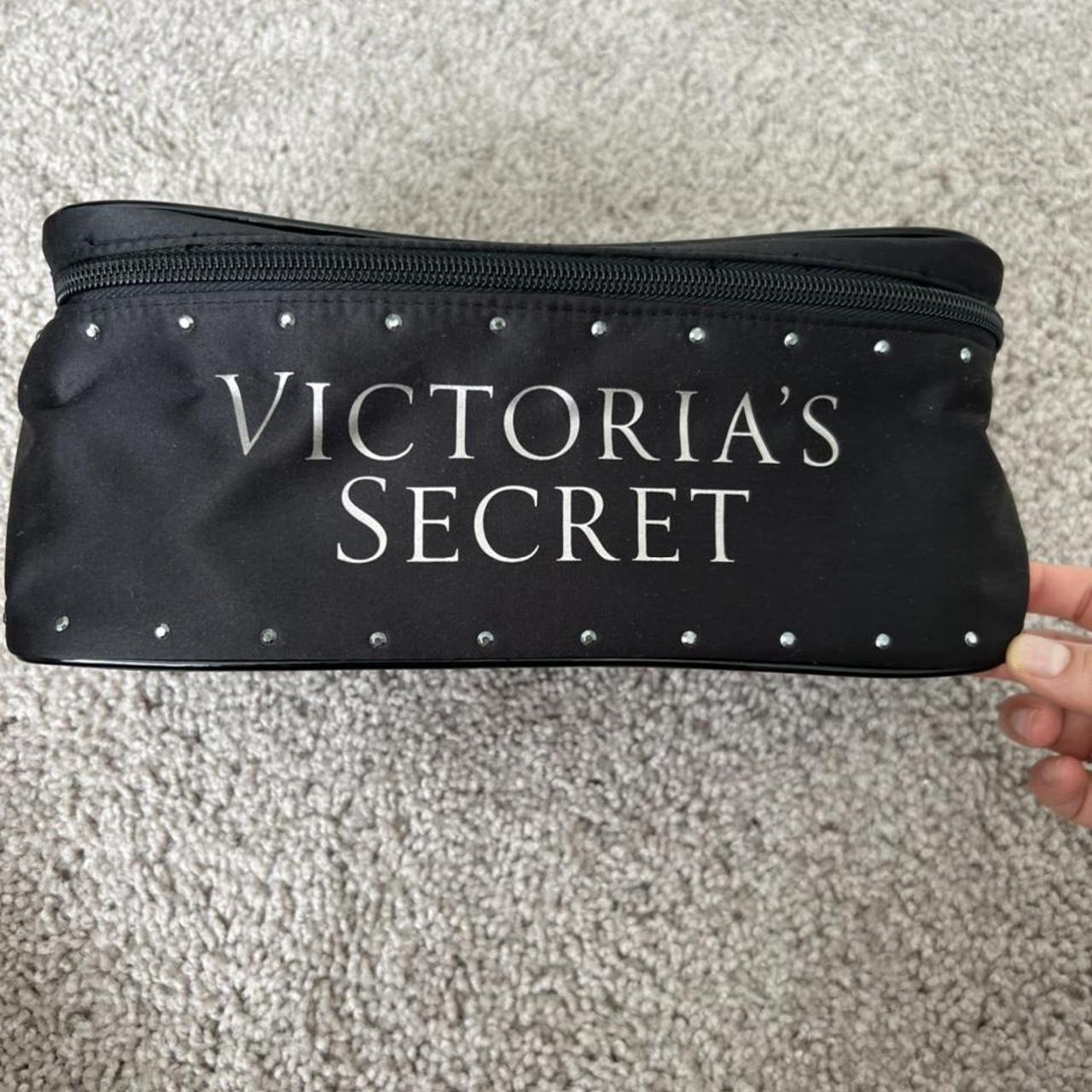 NWT Victoria’s Secret Makeup Bag. Great for travel... - Depop