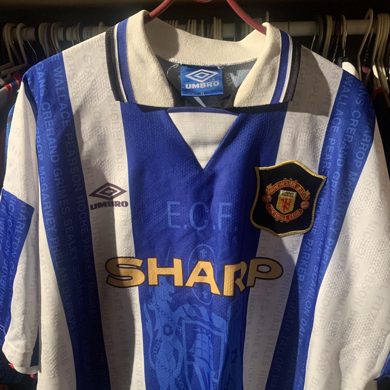 Manchester United 1995/1996 away shirt... - Depop