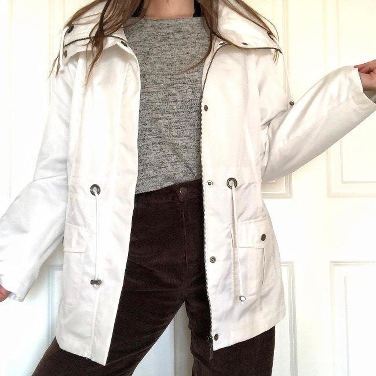 This white parka jacket is so classy looking for... | Depop