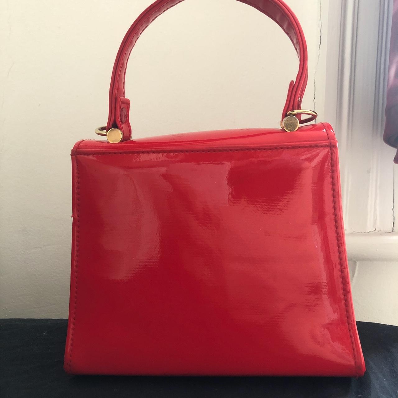 Gorgeous red vintage handbag with shiny colour and... - Depop