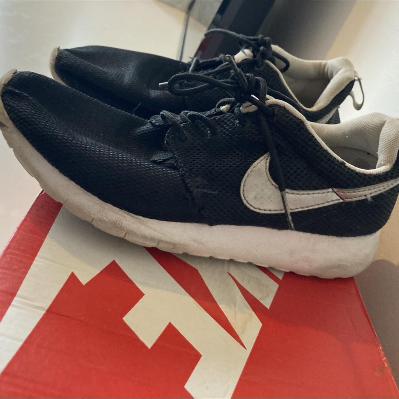 Nike black and white Roche run worn a couple of... - Depop