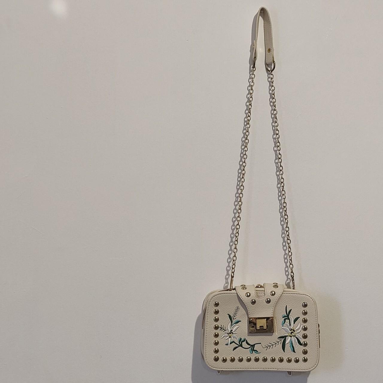 Vintage crossbody bag Cream coloured with gold... - Depop