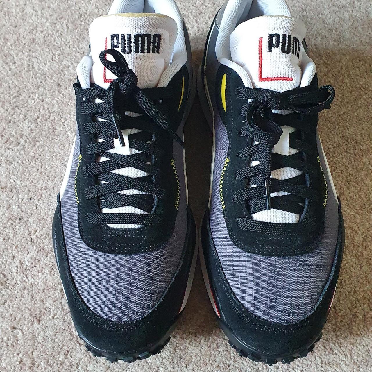 Puma Men's Black and Silver Trainers | Depop