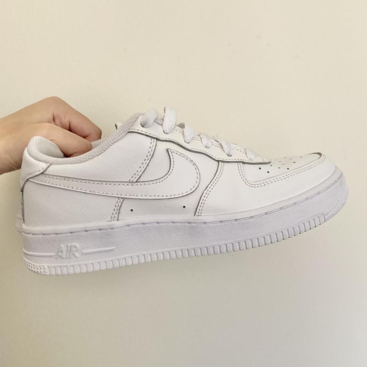 Nike Women's White Trainers | Depop