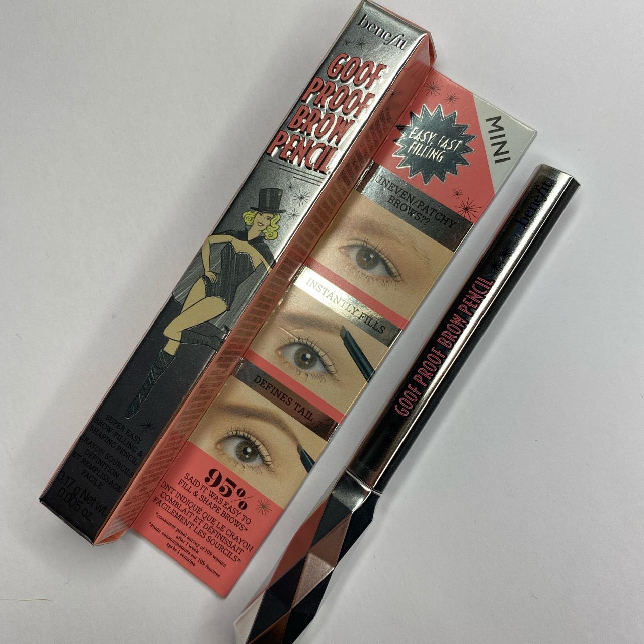 Benefit Cosmetics MINI good proof brow pencil in... - Depop