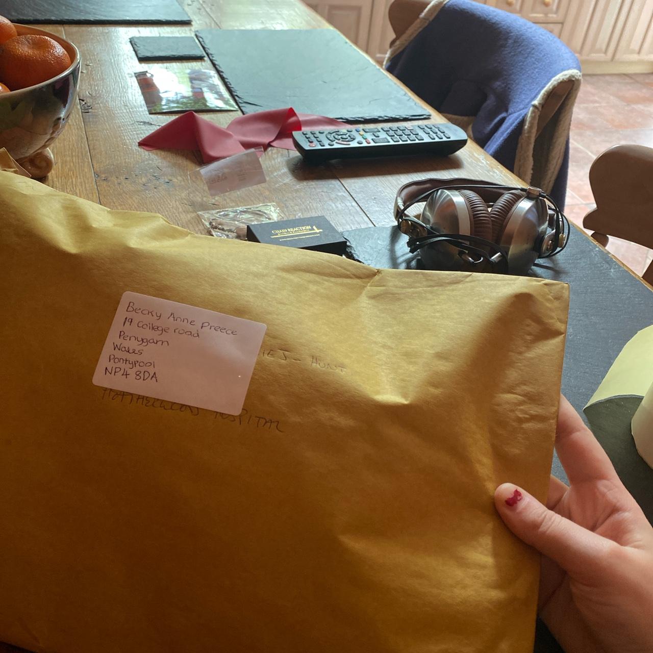 Proof of packaging @beckyannexxx - Depop