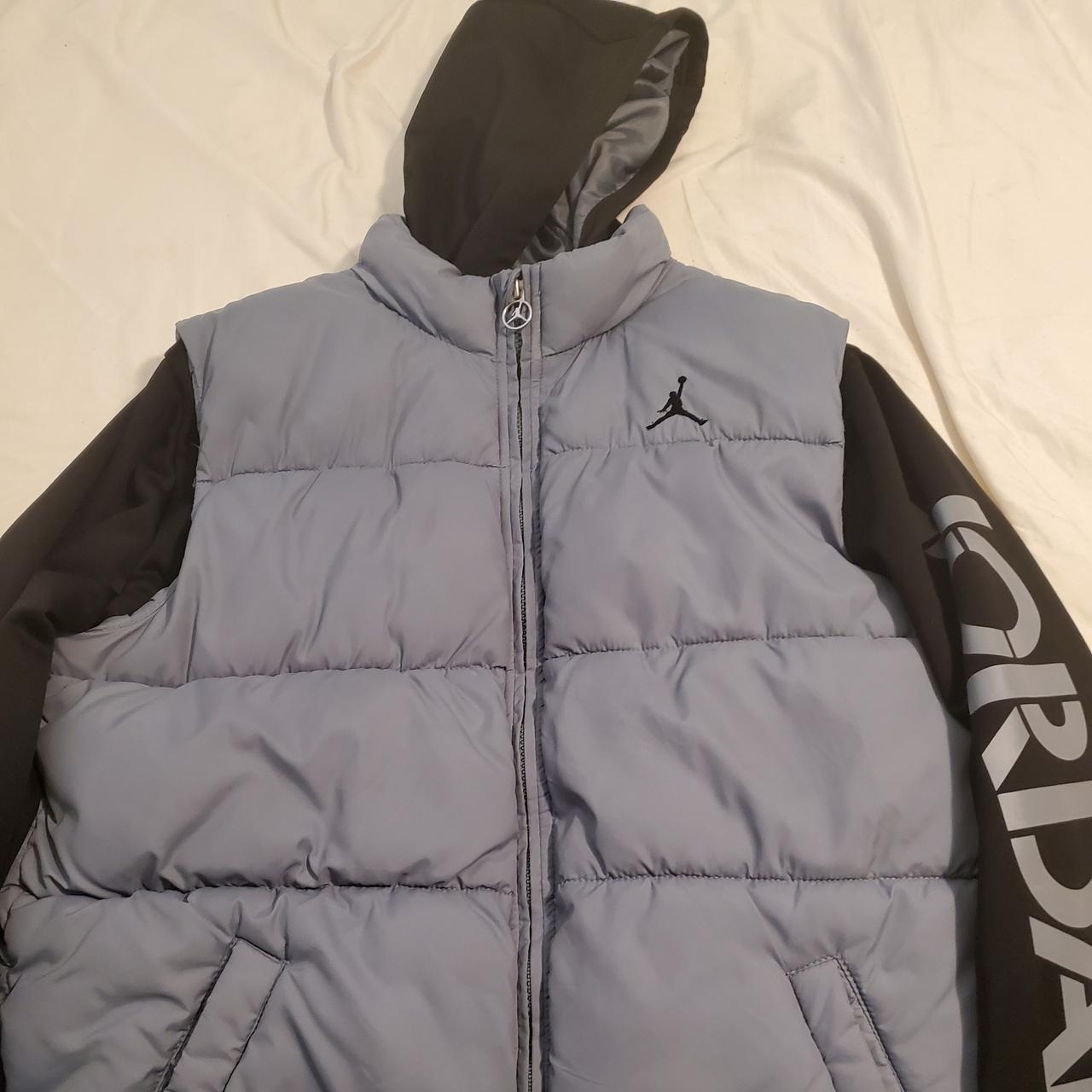 Jordan puffer jacket with hood attached 10/10... - Depop