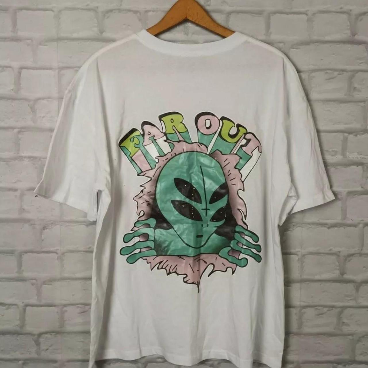 VINTAGE RETRO 90S UFO ALIEN SPACESHIP BRIGHT BOLD... - Depop