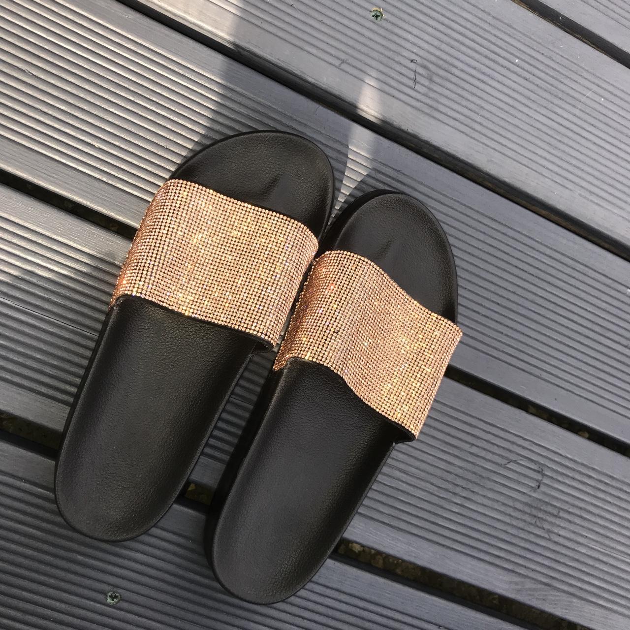 Gold diamond sliders. Brand new never been worn,... - Depop