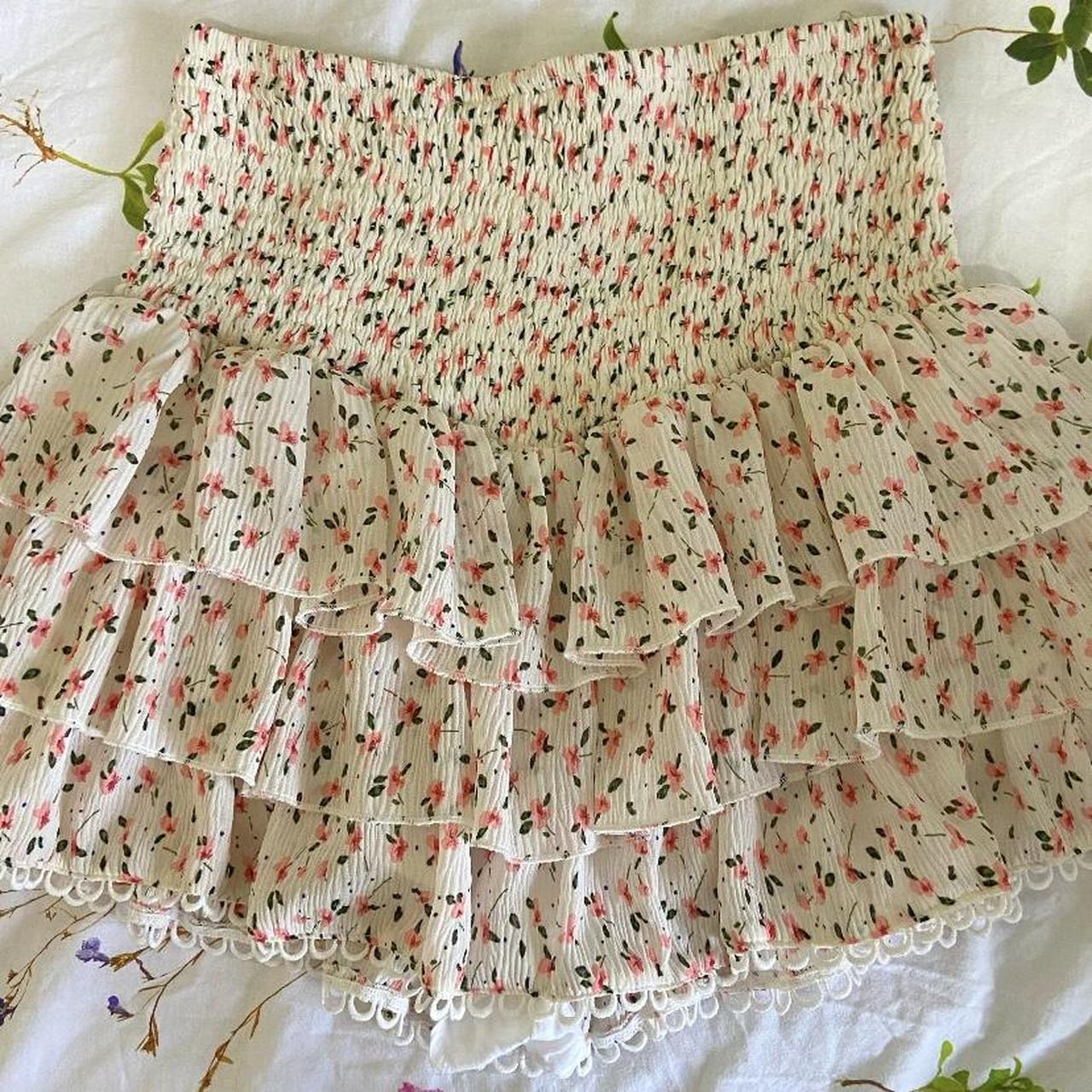 kiss the sky ruffle skirt in a size small!! worn... - Depop