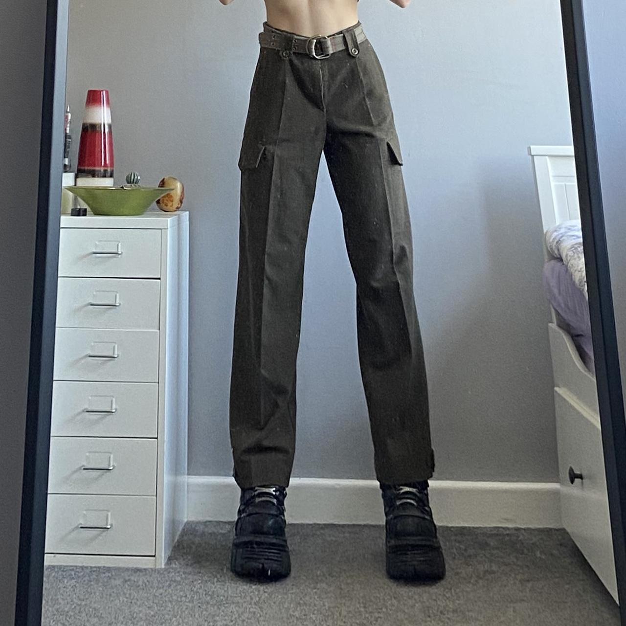 Y2k vintage Military cargo mid-low rise pants Wide... - Depop Y2k vintage Military cargo mid-low rise pants Wide... - Depop