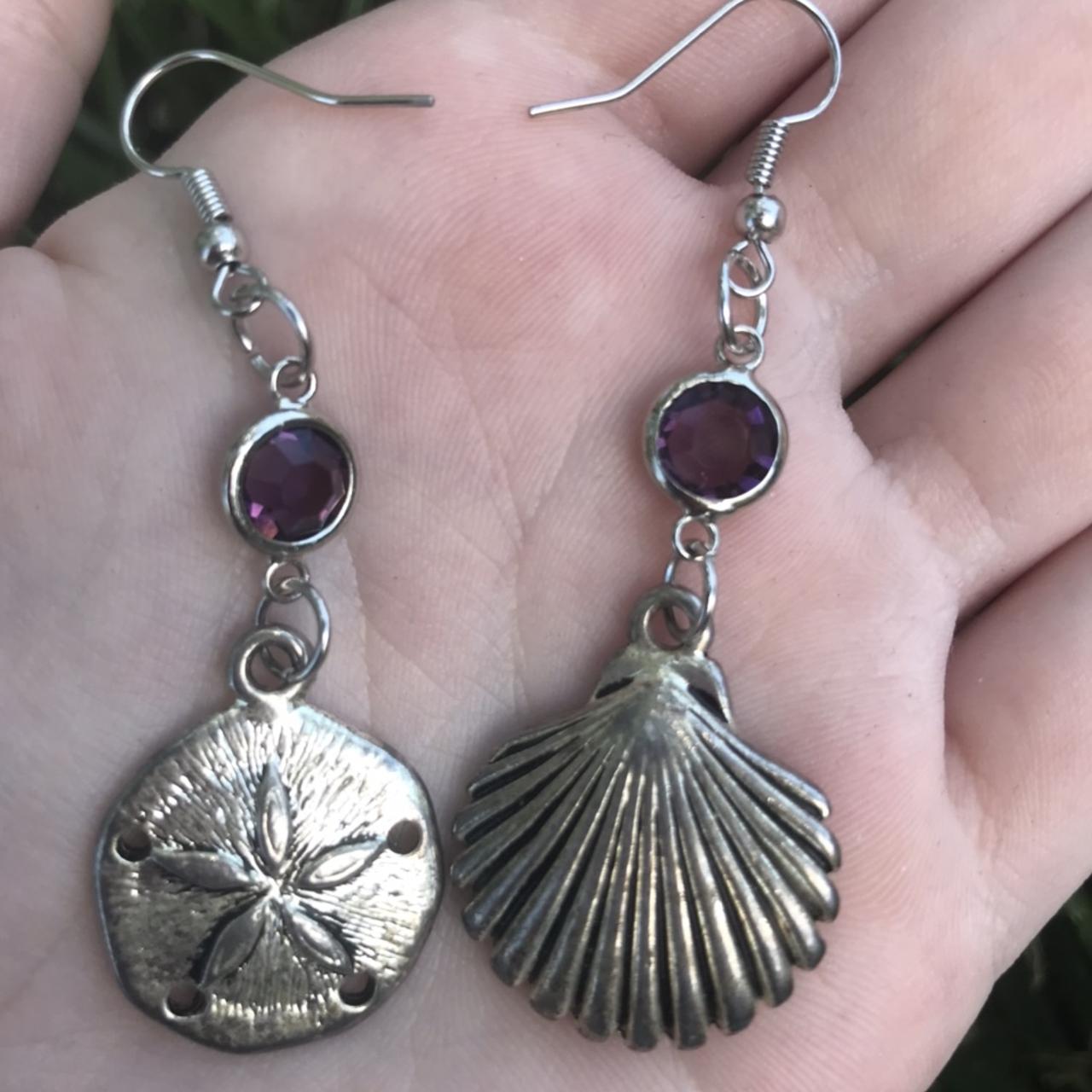 SIVER SEA SHELL AND SAND DOLLER EARRINGS These are... | Depop
