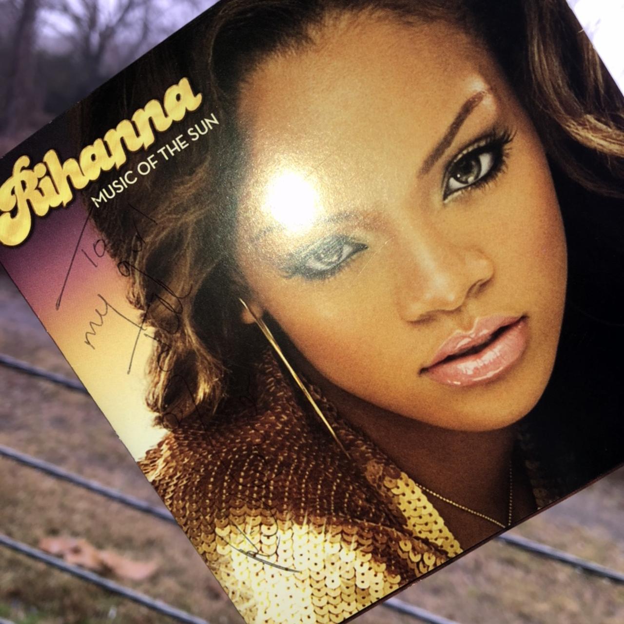 Solo Gold Cds-and-vinyl | Depop