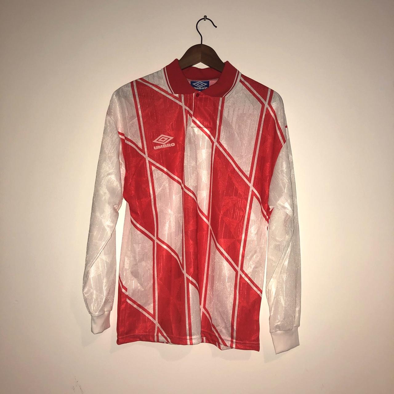 INSANELY RARE Vintage 80s Men’s Umbro Soccer Jersey... - Depop