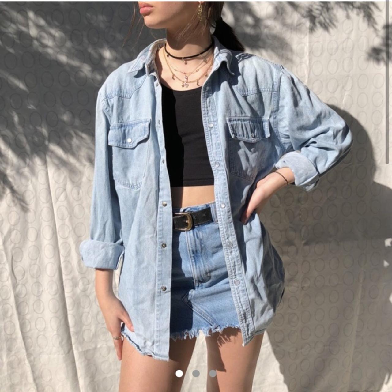 Really cute oversized denim jacked 💚 Fits size 4-10... - Depop