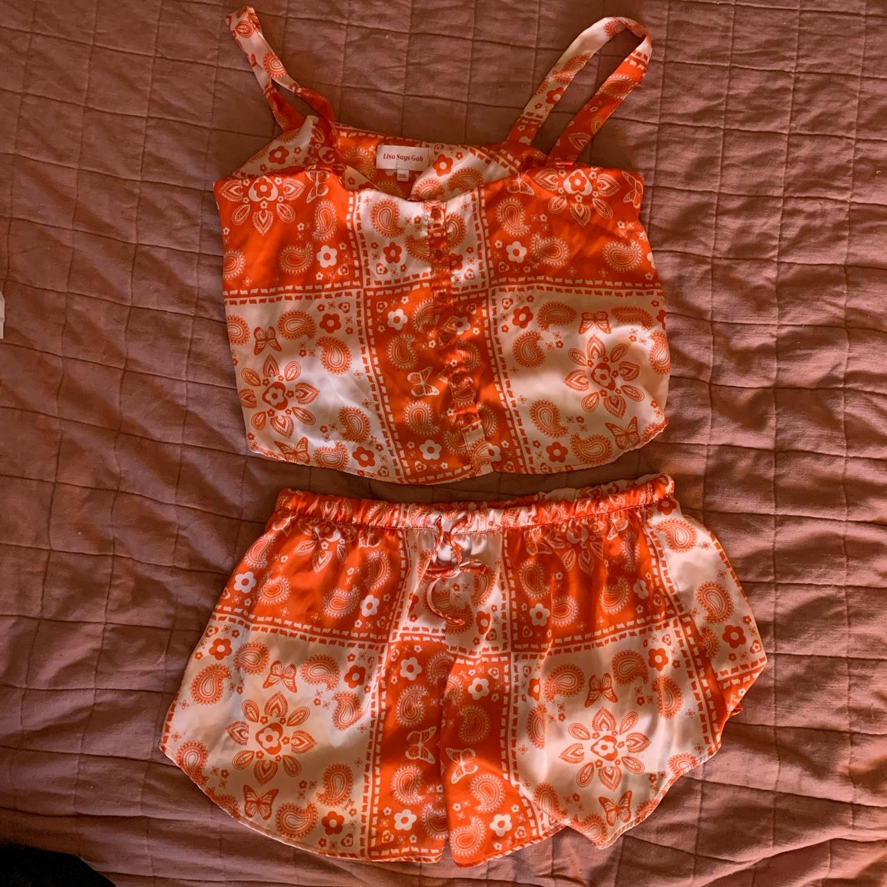Lisa say gah paisley two piece set in 2XL Perfect... - Depop