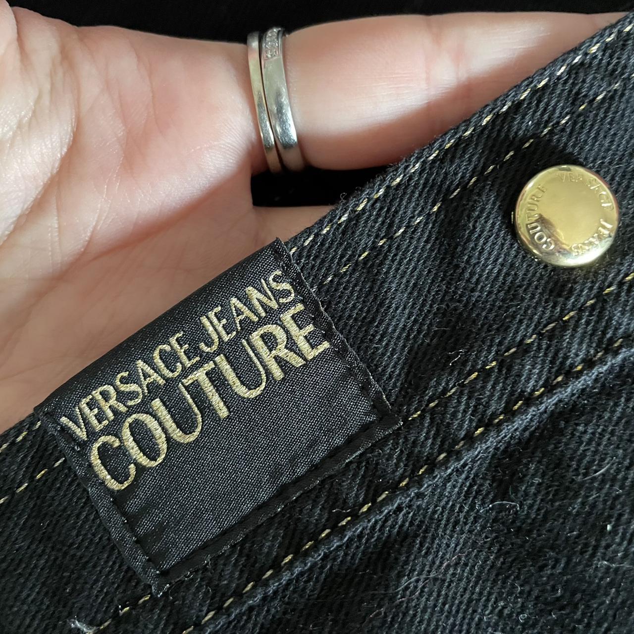 VERSACE JEANS COUTURE MAN Gilet nero con bottoni... - Depop