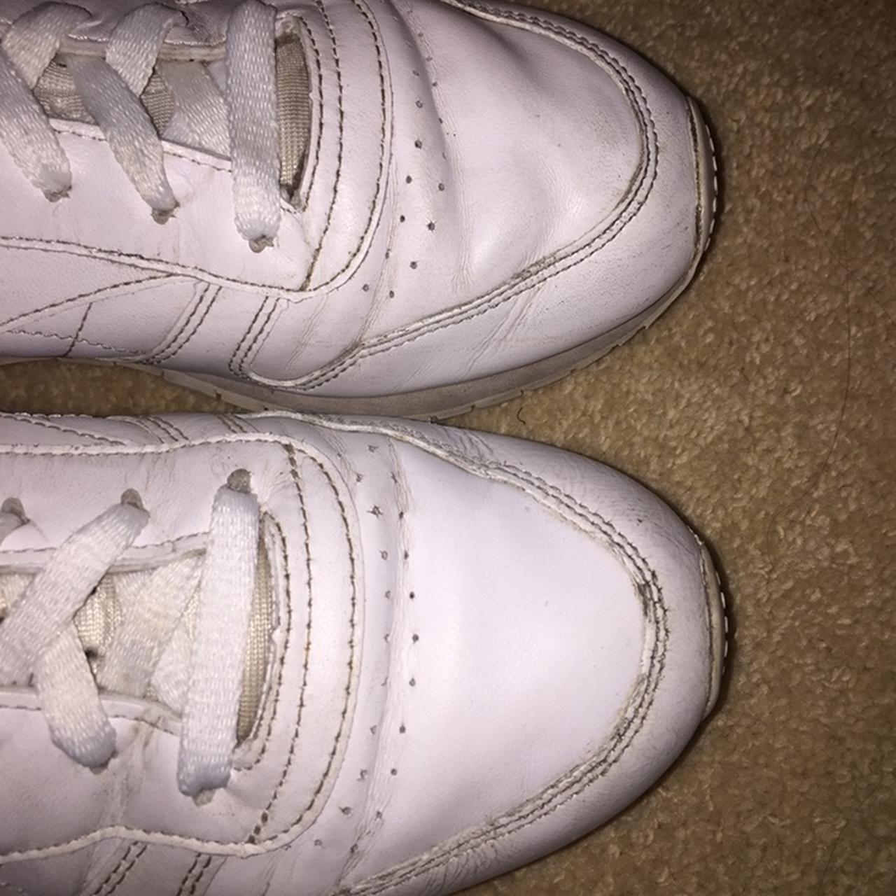 White Leather Reebok Classics women’s size 6 Well... - Depop
