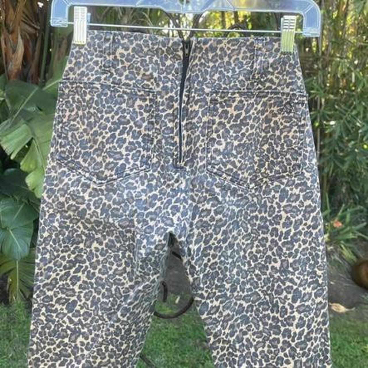 🌟 no paypal please 🌟 Unif debbie leopard print... - Depop