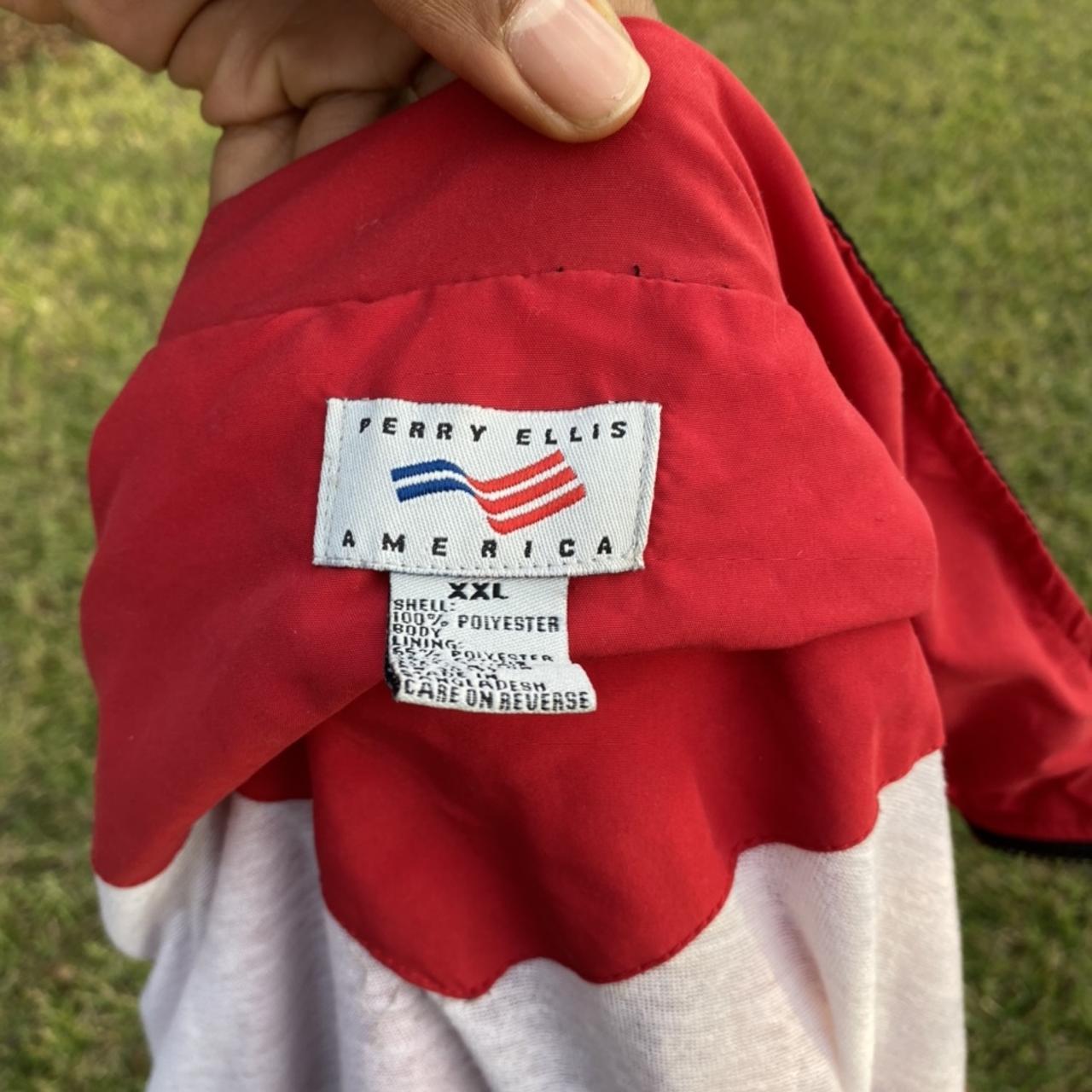 90’s VINTAGE PERRY ELLIS JACKET Model is 6’2.... - Depop