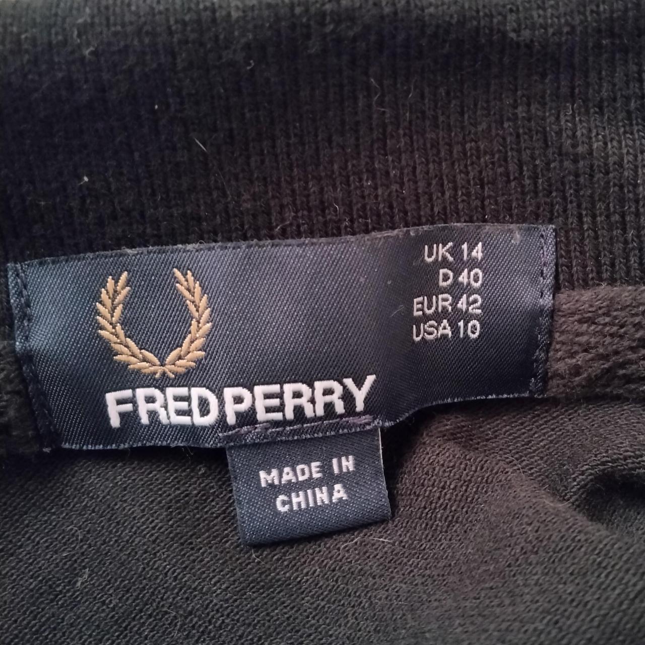 Fred Perry Women's Black and White Blouse | Depop