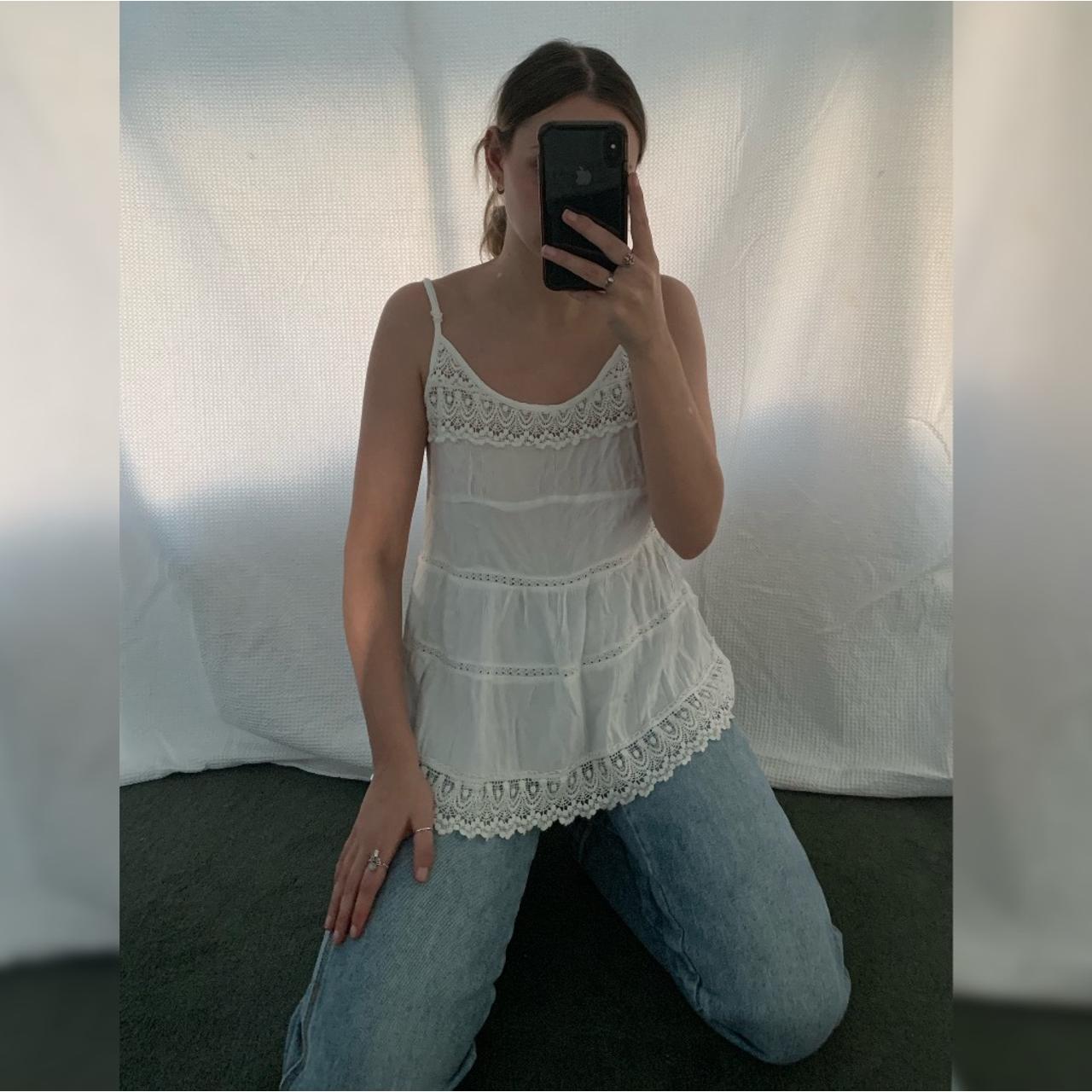 Such a cute beachy singlet - retro billabong // can... - Depop