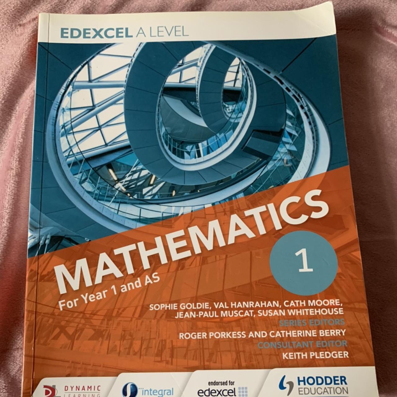 Alevel edexcel MEI new spec pure and stats maths... - Depop