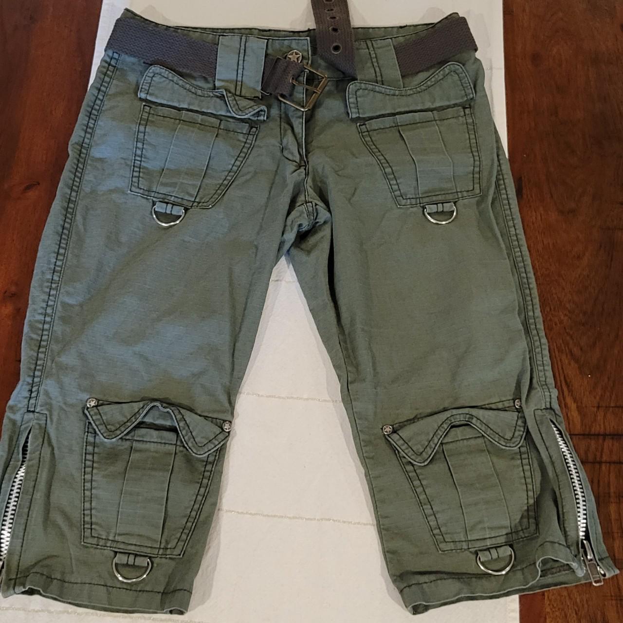 90s Vintage Olive Green Serious Capris Size 1. These... - Depop