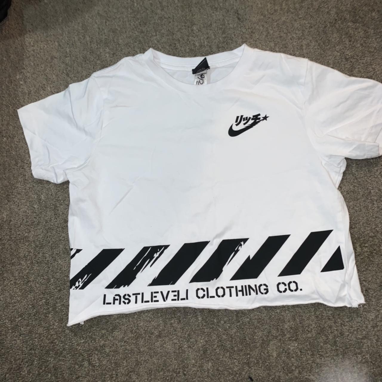 Women's Crop-top | Depop