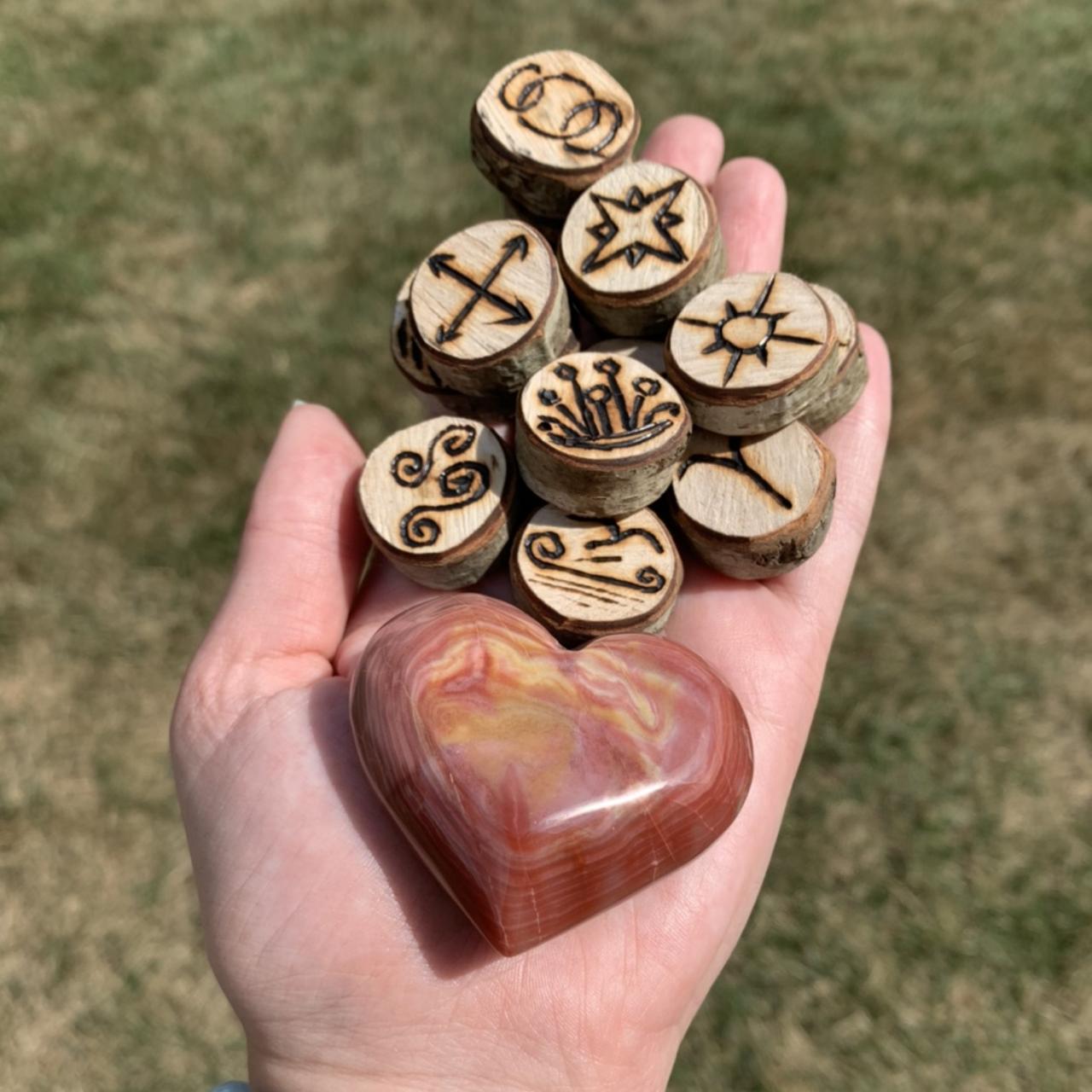 🔮🧿🔮🧿 RUNE READINGS 🧿🔮🧿🔮 3 rune drawing, msg before... - Depop