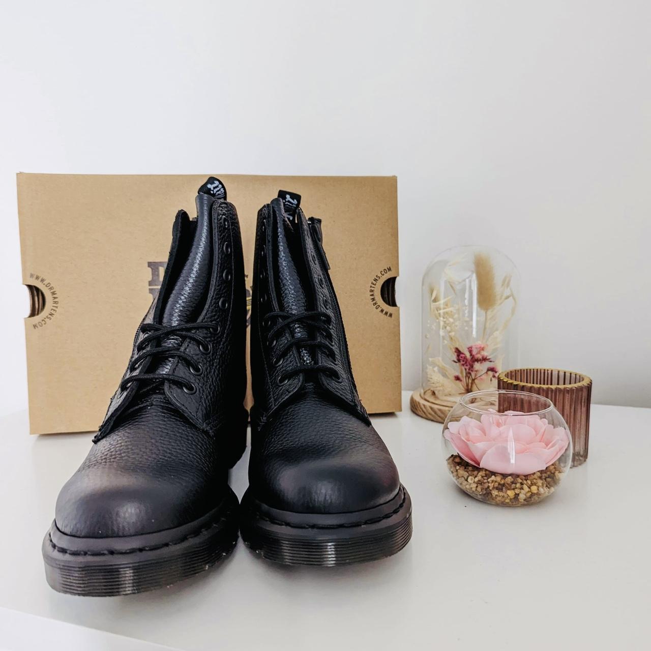 Dr martens 1461 pascal with zip black soft Virginia... - Depop