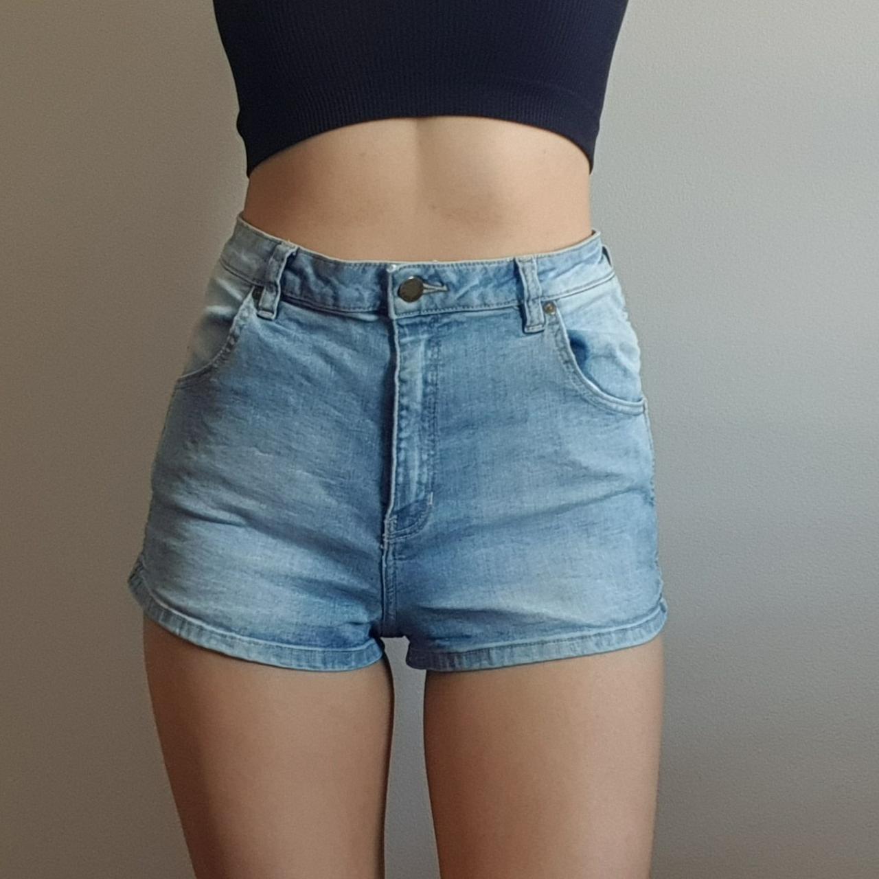 Super cute rollas. These denim shorts are very... - Depop