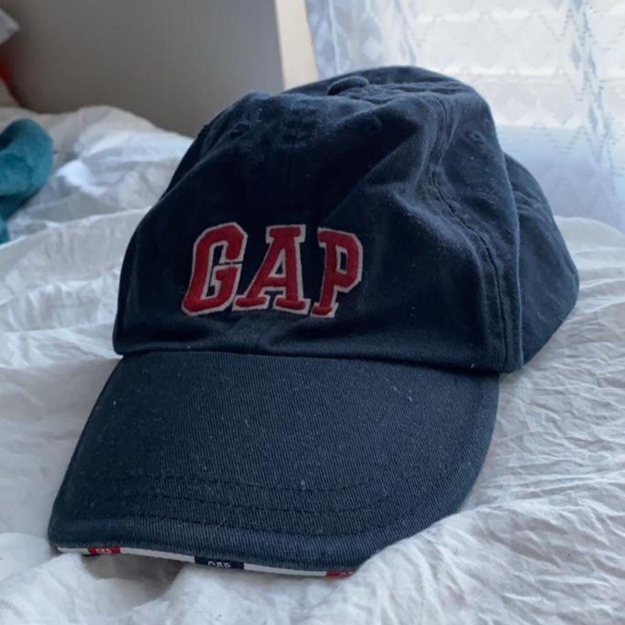 Gap Women's Navy and Red Hat | Depop